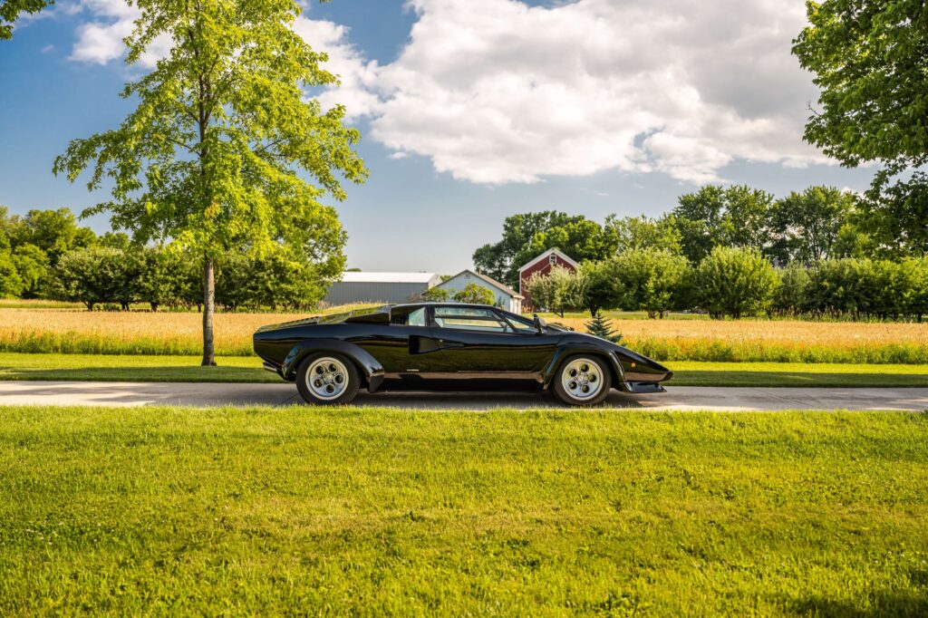 1979 Lamborghini Countach LP400S ‘Lowbody’ – Joe Sackey Classics