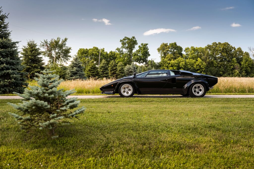 1979 Lamborghini Countach LP400S ‘Lowbody’ – Joe Sackey Classics