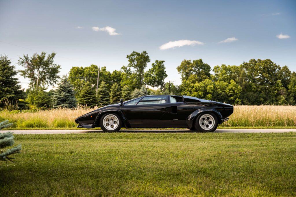 1979 Lamborghini Countach LP400S ‘Lowbody’ – Joe Sackey Classics