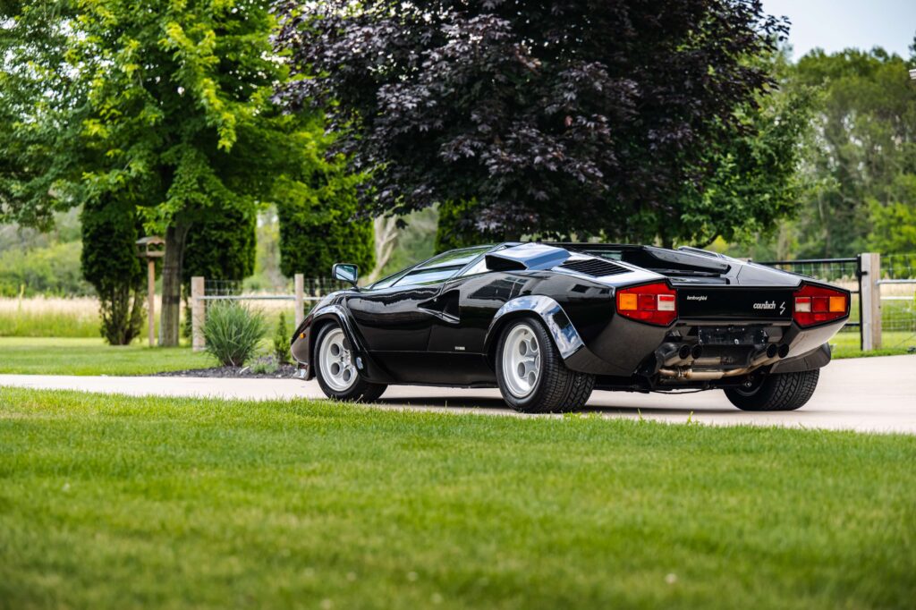 1979 Lamborghini Countach LP400S ‘Lowbody’ – Joe Sackey Classics