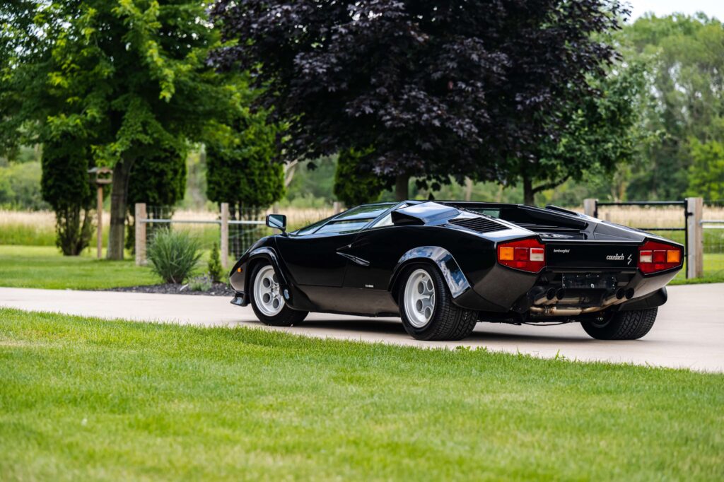 1979 Lamborghini Countach LP400S ‘Lowbody’ – Joe Sackey Classics